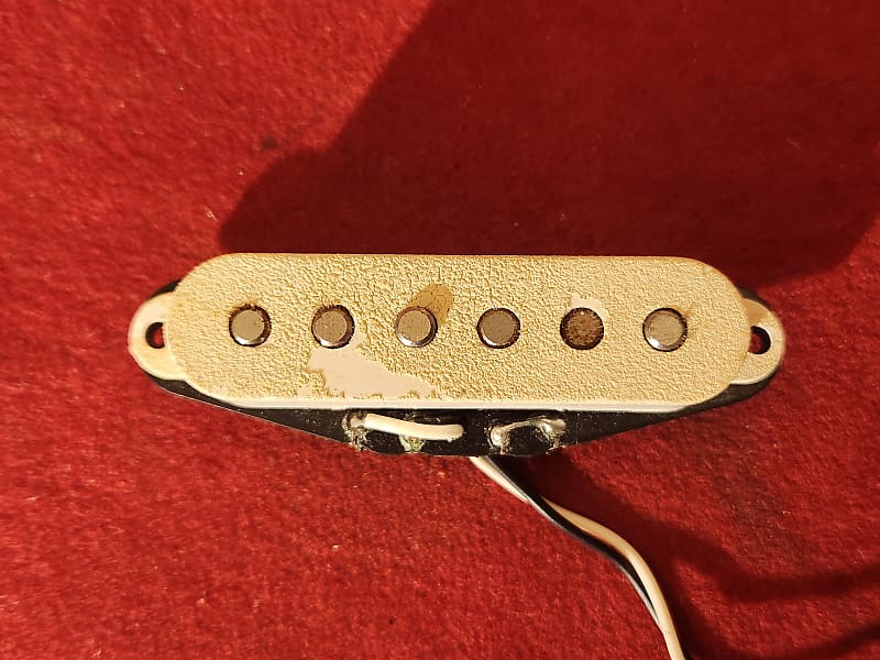 Fender Noiseless Single-Coil Pickup Painted Over White | Reverb
