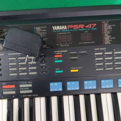 Yamaha PSR-47 Portable 61 key KEYBORD SYNTHESIZER With DRUM | Reverb