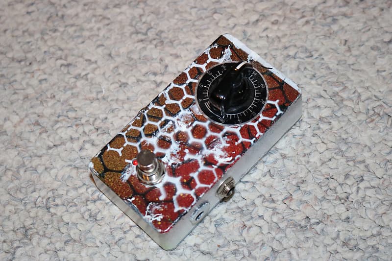 Custom Fuzz Pedal - Fuzz Dogs | Reverb