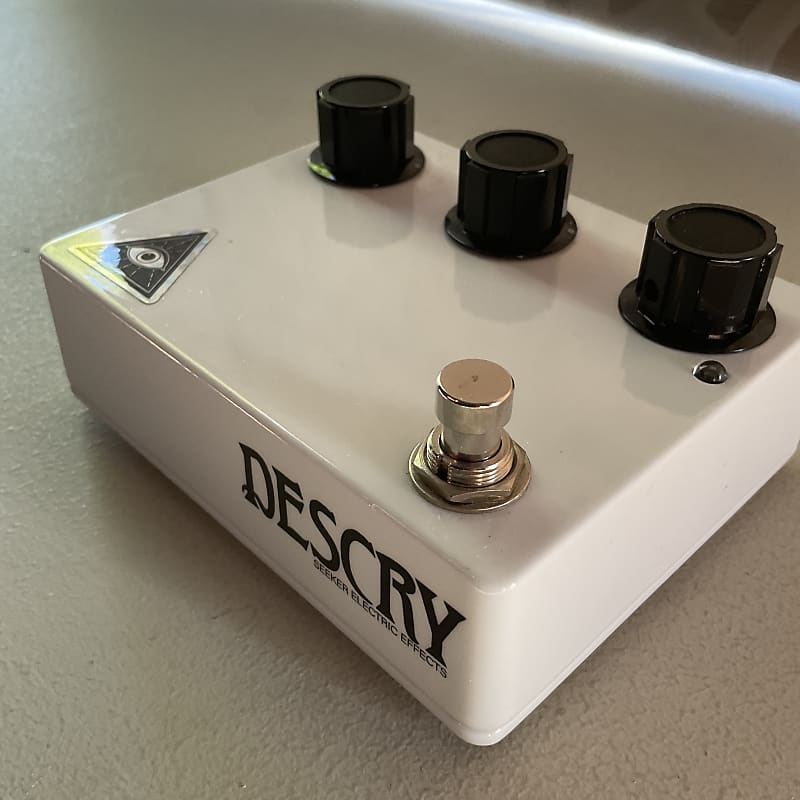 Seeker Effects Descry 2021 - White | Reverb