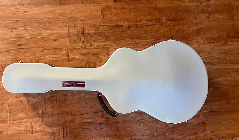 Calton Cases Acoustic dreadnought 2010 - White/ Gray | Reverb