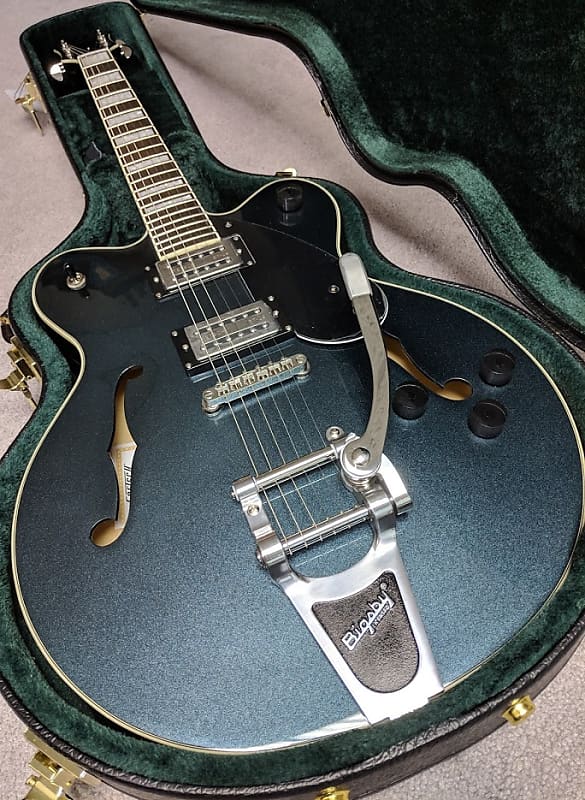 Gretsch G2622T Streamliner w/Bigsby, case, shirt, setup & | Reverb