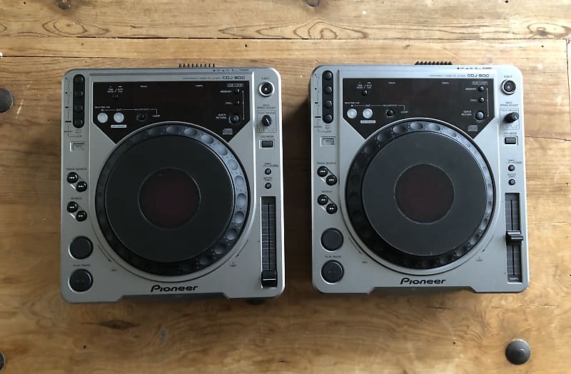 Pioneer CDJ 800 (Pair) | Reverb