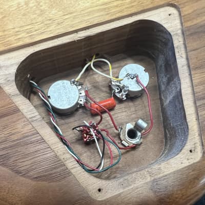 Spector SB-1 Lined Fretless 4- String Bass 1977 Made in | Reverb