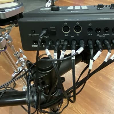 Yamaha DTX700 Electronic Drum Set w/ Hardware | Reverb