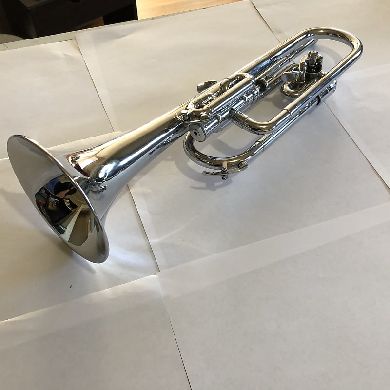 FE Olds & Son Ultratone 2-Valve Bugle | Reverb