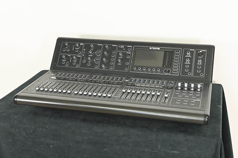 Midas M32 40-Channel Digital Audio Mixing Console | Reverb Canada