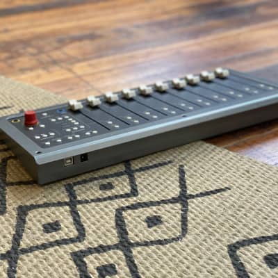 Softube Console 1 Fader Motorised 10-Fader Mixer | Reverb