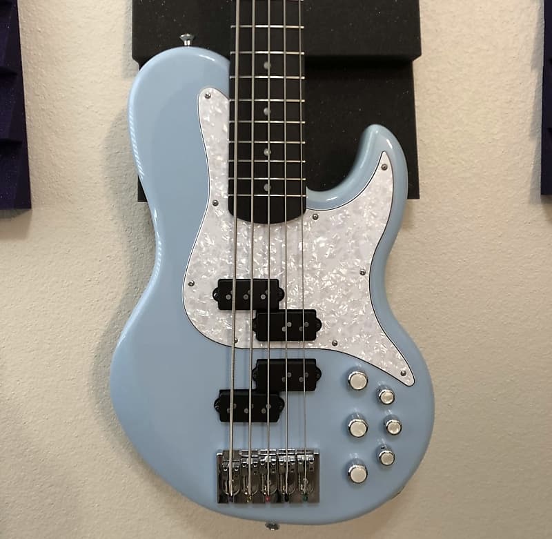 Alien Audio Lunar Sonic blue | Reverb