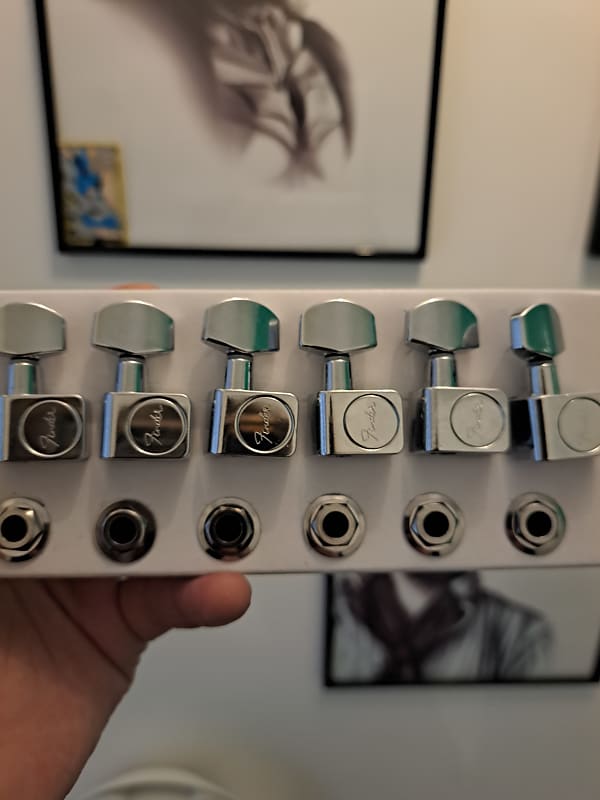 Fender MiM size machine head/tuners 2020 - Chrome | Reverb