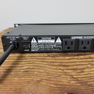 Furman Merit Series M-8 Power Conditioner | Reverb