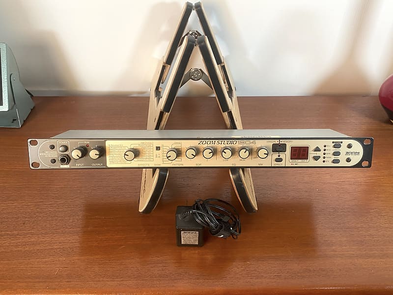 Zoom Studio 1204 Digital Reverb and Multi Effects Signal | Reverb