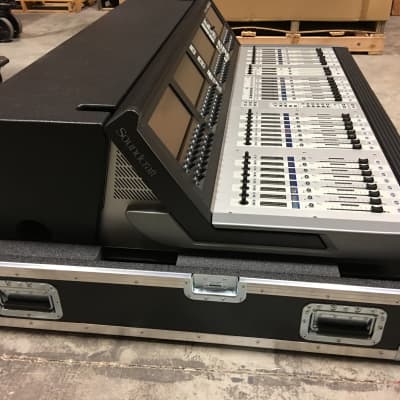 Soundcraft Vi3000 with UA2 Live Rack Ultimate and ATA case | Reverb
