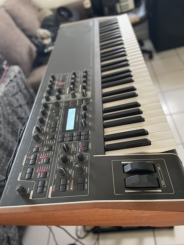 Access Virus Ti2 61 Key Synthesizer Reverb