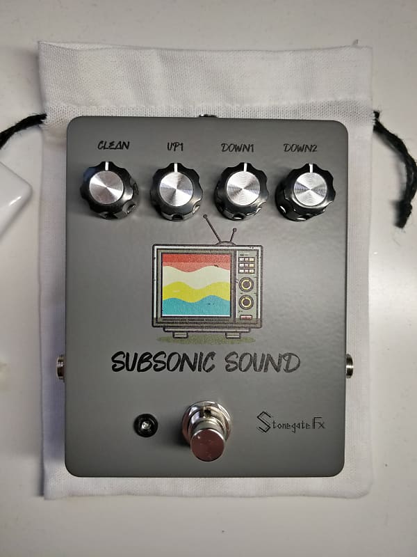 StonegateFx Subsonic Sound Pearl Octaver Clone | Reverb UK