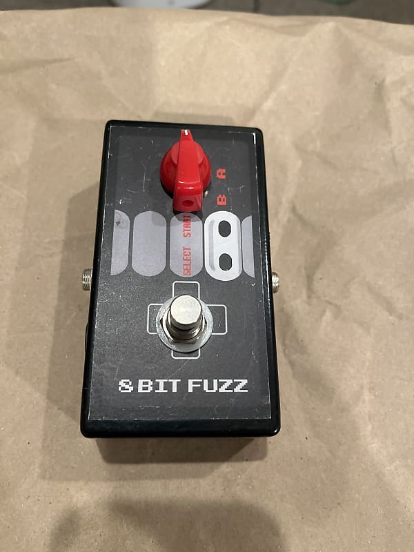 Unknown 8 Bitt Fuzz Black | Reverb