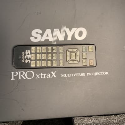 Sanyo 12 K Projector PLC-XF1000 | Reverb