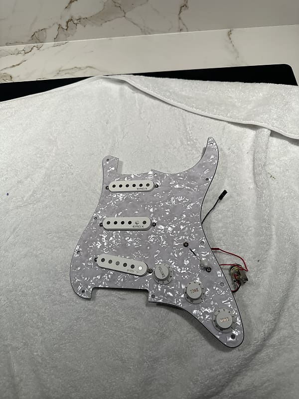 EMG SAV-X SAVX Single Coil Set with SPC and pick guard - | Reverb