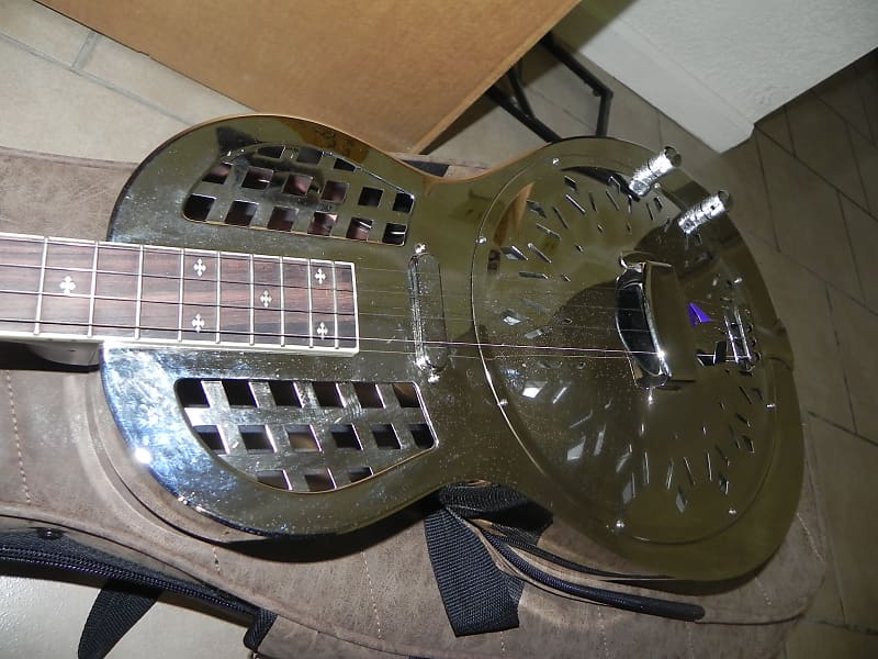 Royall Resonators Long Scale Parlor Tenor Resonator Bright | Reverb