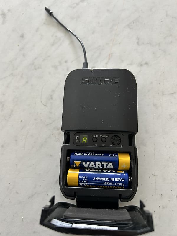 Shure BLX1 M17 mic transmitter | Reverb Australia