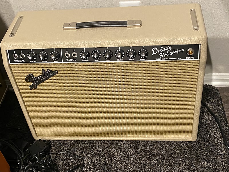 Fender Limited Edition Deluxe Reverb Cream | Reverb