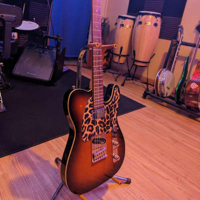 Tradition Jerry Reed Signature 2000s - Sunburst | Reverb