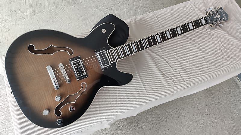 Hagstrom Viking semi hollow Deluxe Baritone Flamed Maple * | Reverb