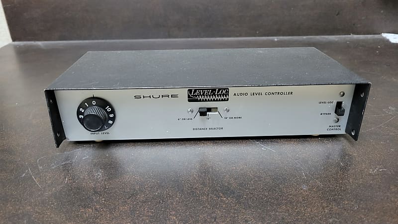 Shure Level-Loc Model M62V 1969-1976 - Silver / Black | Reverb