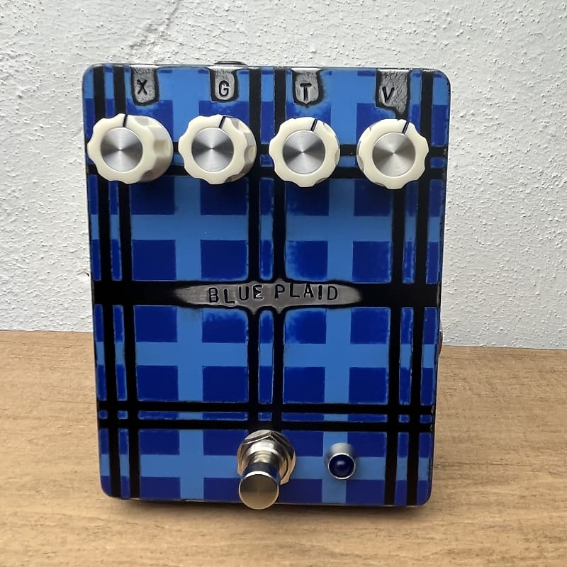 Footloose Effects Blue Plaid (Buzzbox Clone) | Reverb