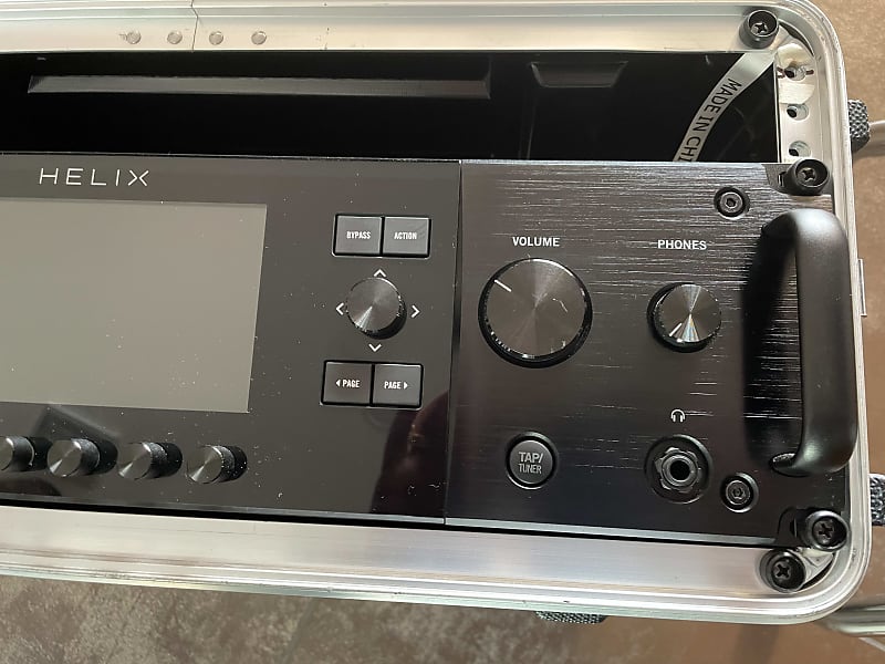 Line 6 Helix Rack + Helix Control + Flight Case | Reverb