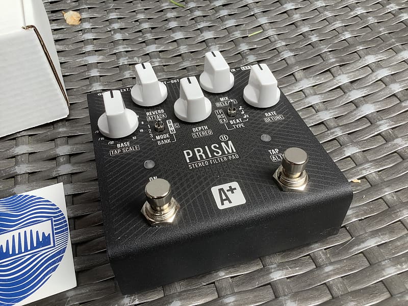 Shift Line Complex stereo filter pad SHIFT LINE PRISM II | Reverb