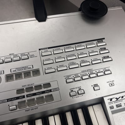 Yamaha Tyros 1 Keyboard Synth Workstation | Reverb