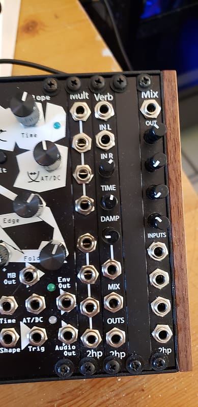 2hp Mix 2010s Black | Reverb