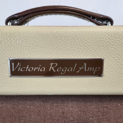 Victoria Regal II-Amp, Combo Tube Amp, 15" Speaker, Tan | Reverb