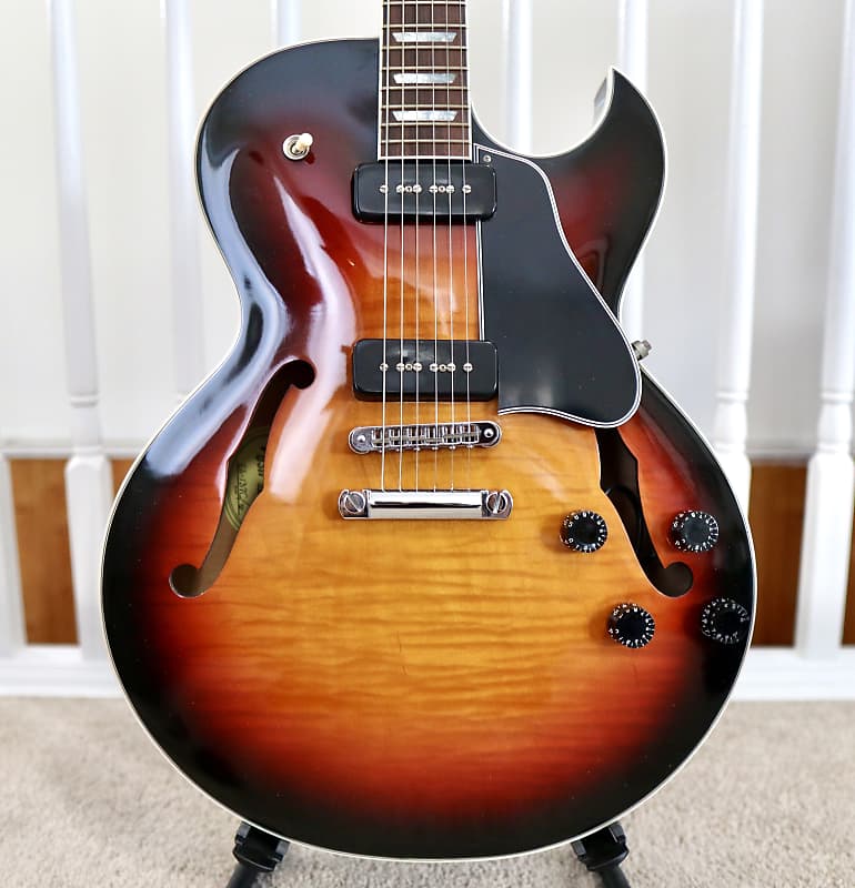 Gibson ES-137 Classic P100 2002 Tri-Burst | Reverb