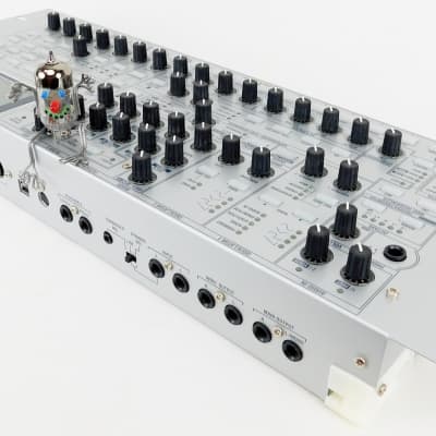 KORG Radias Synthesizer Vocoder Rack Desktop + Neuwertig + | Reverb