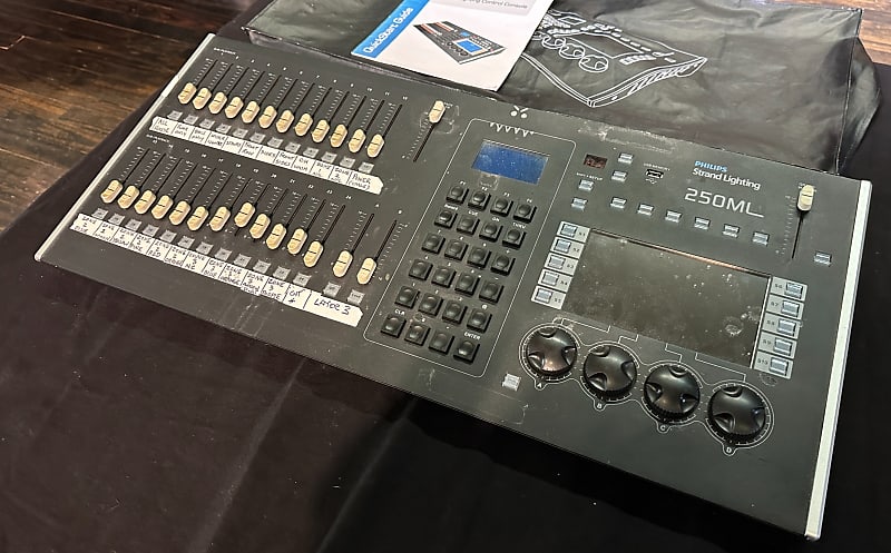 Philips Strand 250ml - Black | Reverb