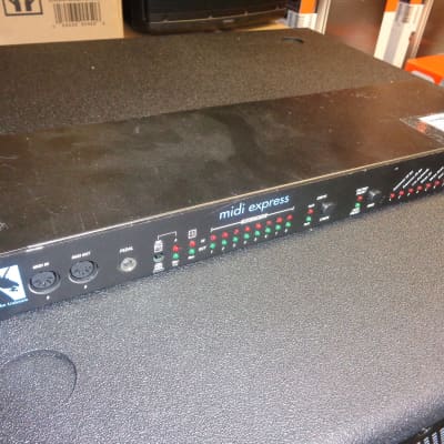 Kramer Electronics Vertical Interval 4x4 Matrix Switcher Rack | Reverb