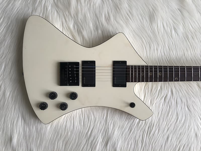 Washburn A-20 explorer reissue White Mod! | Reverb Canada
