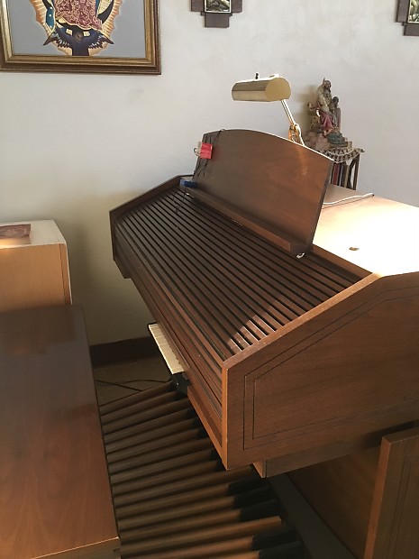 Allen Organ Digital Computer Organ | Reverb