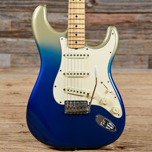 Fender Stratoburst 1983 | Reverb