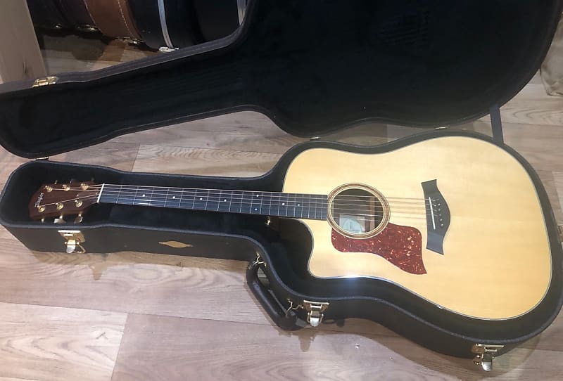 L/H 2005 Taylor 710CE electric/acoustic guitar, mint | Reverb UK