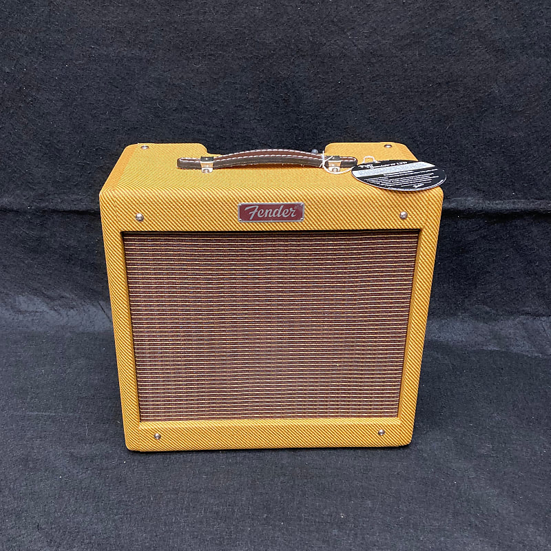 (USED-C) Fender Pro Junior IV 15-Watt 1x10" Guitar Combo | Reverb