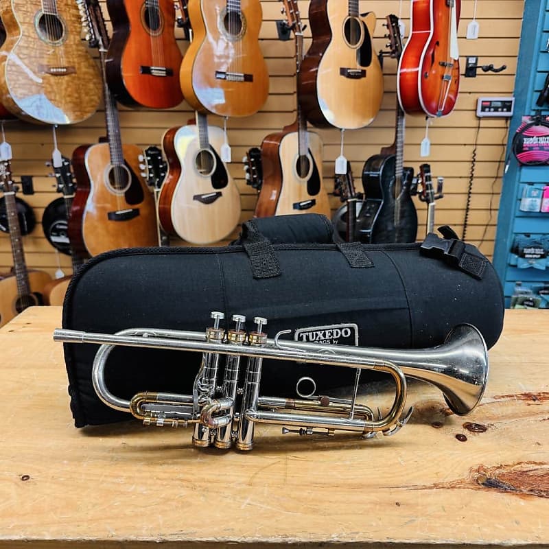 Conn Connstellation B Bb Trumpet w/ Carry Bag | Reverb