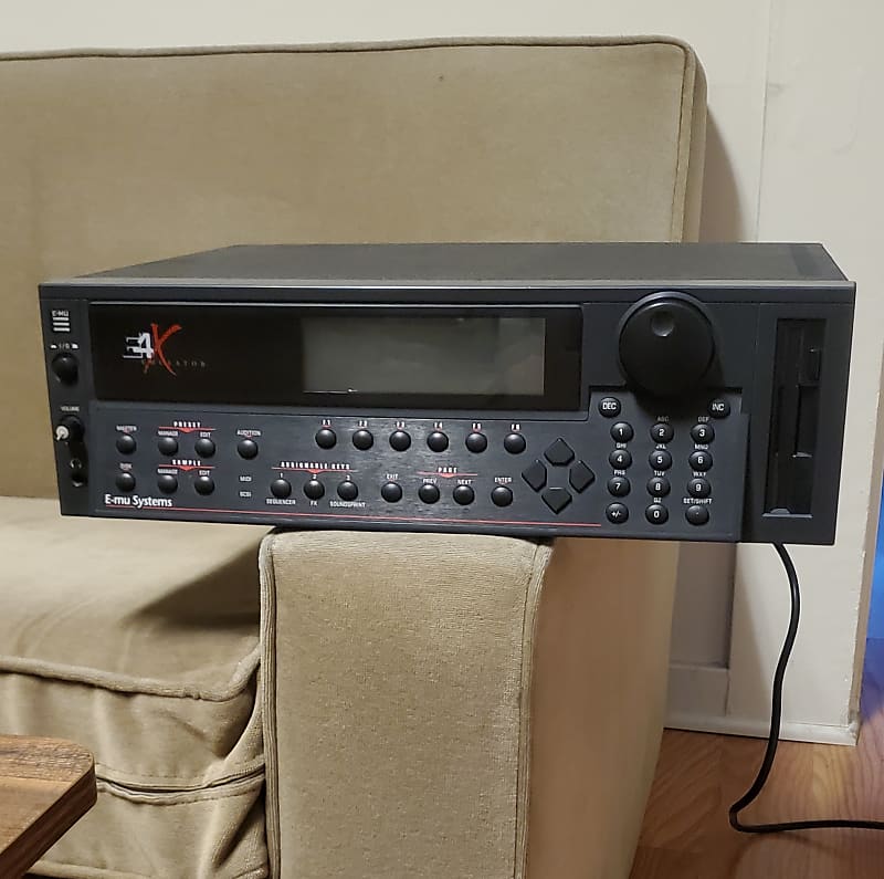 E-MU Systems E4X Rackmount 64-Voice Sampler Workstation 1996 | Reverb