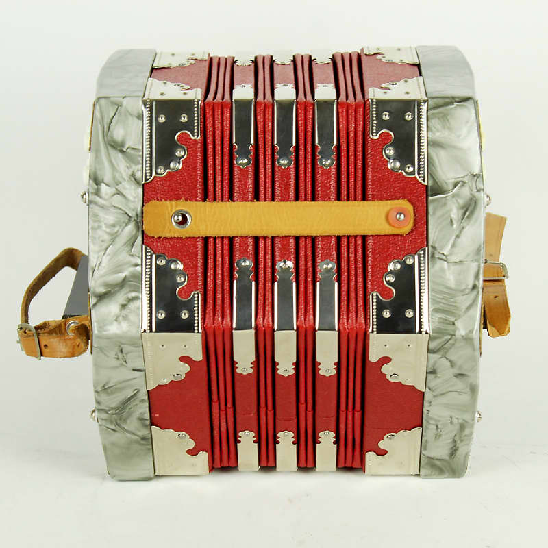 Vintage 20 Button Scholer Concertina w/ Book (USED) | Reverb