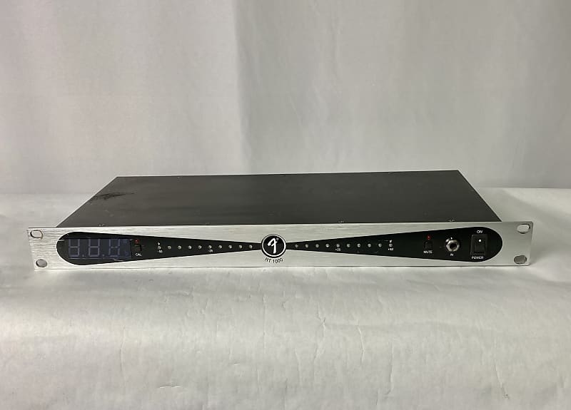 Fender RT1000 Rack Tuner for Guitar and Bass | Reverb