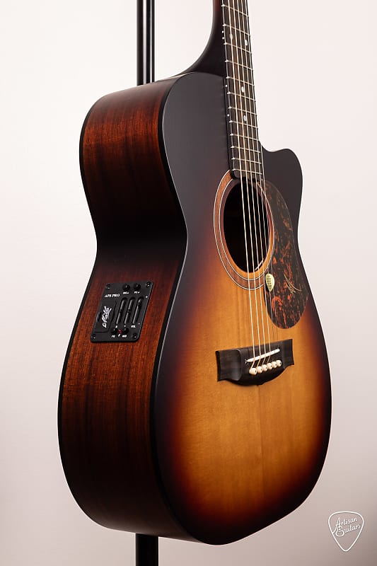 Maton Solid Road Series SRS-808C with Tobacco Sunburst - | Reverb