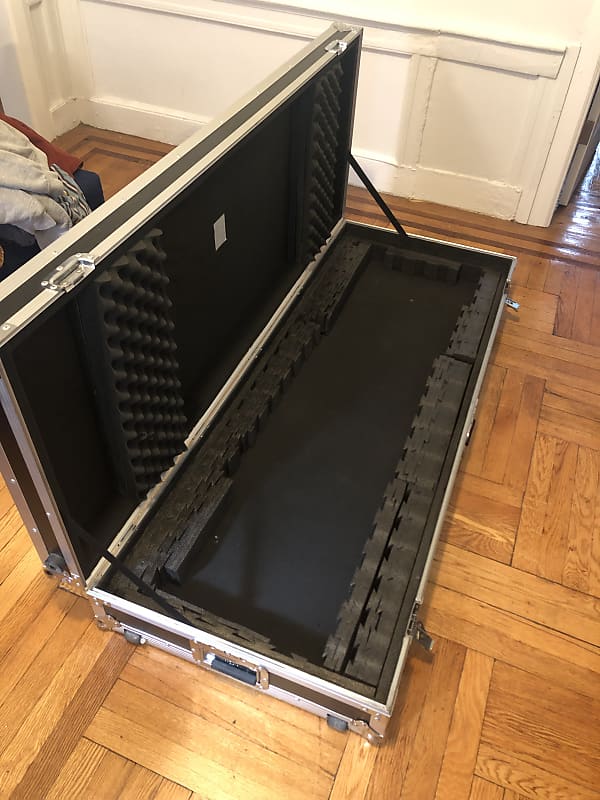 Road Runner 88 Key Hard Shell Flight Case 2015 - Black | Reverb
