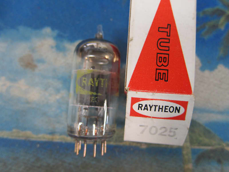 NOS Raytheon 7025(12ax7) Vintage Preamp Driver Tube, Low | Reverb